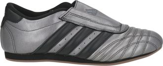 adidas SCHUHE - Sneakers auf YOOX.COM