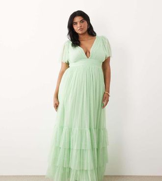 Lace & Beads Plus Linvit&eacute;e - Madison - Robe babydoll longue &agrave; volants &eacute;tag&eacute;s et manches &eacute;vas&eacute;es - Sauge clair-Orange