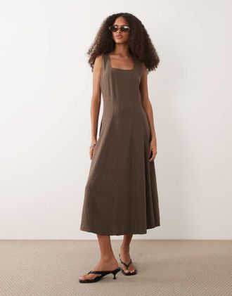 Vila Midikleid mit Leinenhaptik in Schieferschwarz mit eckigem Ausschnitt-Braun