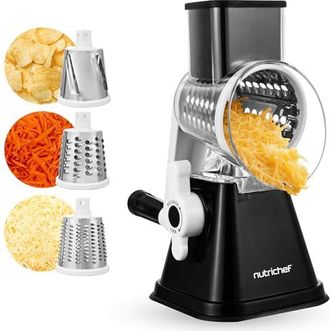 Nutrichef 3 in 1 K&auml;se Reibe & Raspel | Starker Saugfu&szlig;, Rotary Griff mit Sicherheitsverschluss | Inklusive Handkurbel & 3 Trommeln f&uuml;r 3 Texturen, Fein, Mittel 