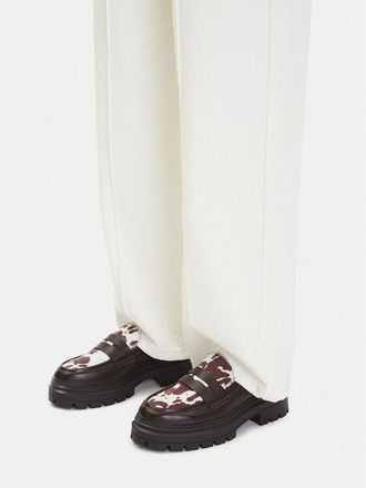 Jenny Slipper CEO-HY25720-2 Braun