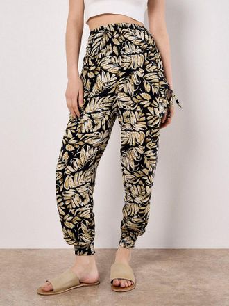 Apricot Jogger Pants Jogginghose mit tropischem Blattmuster
