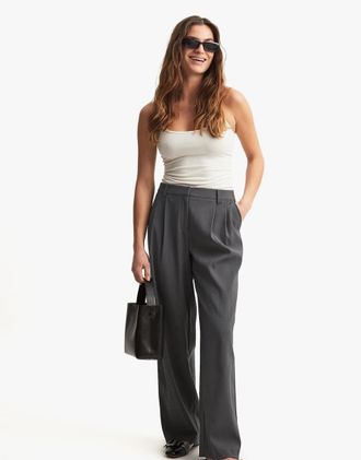 NA-KD Pantalon de costume &agrave; taille basse - Gris