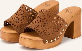 &Egrave; Mia &Egrave; Mia Plateau-Mules Mit Nieten braun