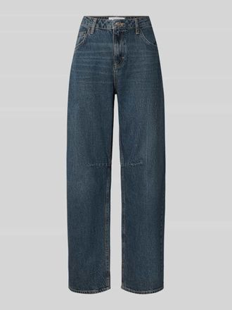 Topshop Barrel Fit Jeans aus reiner Baumwolle mit G&uuml;rtelschlaufen