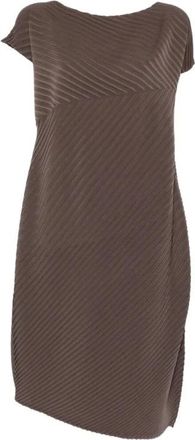 Issey Miyake Femme, Robes, Brun, Taille: 34 FR Plaster Pleats Solid Volume Midi Dress