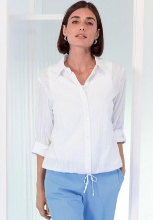 bianca Langarmbluse ADELA in angesagter Loch-Stickerei