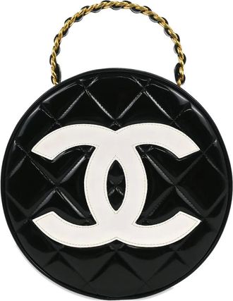 Chanel 1995 runde Kosmetiktasche aus Lackleder - Schwarz