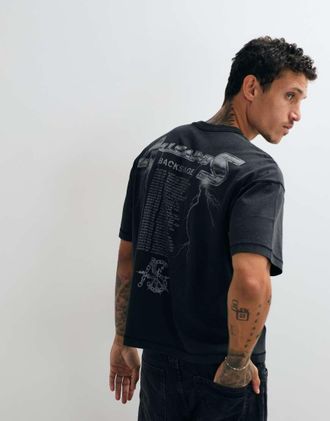AllSaints Iron Tiger T-Shirt mit Grafiklogo und kurzen &Auml;rmeln in verwaschenem Schwarz