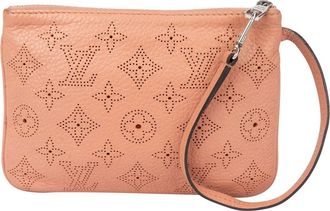 Louis Vuitton Crossbody Bags - Louis Vuitton Leather Monogram Selene Pochette Acc - Gr. unisize - in Rot - f&uuml;r Damen