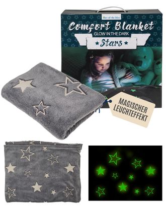 Out of the Blue Kuscheldecke Sterne mit Glow in The Dark Effekt - Flauschige Fleece-Decke 135&times;173 cm - leuchtende Wohndecke f&uuml;r Sofa, Bett & Kinderzimmer