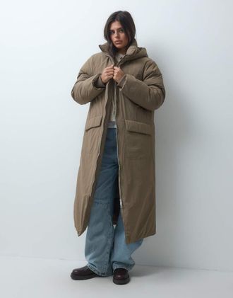 Asos Longline-Steppjacke mit Kapuze in Mushroom-Braun