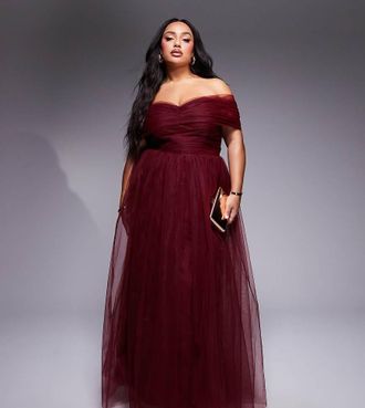 Lace & Beads Plus Robe longue en tulle avec &eacute;paules d&eacute;nud&eacute;es et d&eacute;tail noeud - Bordeaux-Rouge