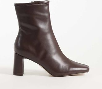 Steve Madden Hurst bottines mi-hautes &agrave; talon carr&eacute; en cuir marron caf&eacute;