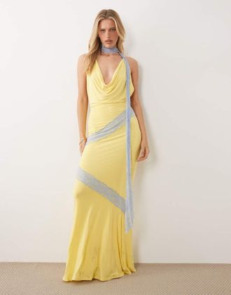 Asos Robe longue pr&egrave;s du corps en dentelle avec d&eacute;tail foulard - Citron-Jaune