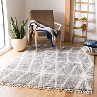 Safavieh Zottelig Teppich f&uuml;r Wohnzimmer, Esszimmer, Schlafzimmer - Berber Fringe Shag Collection, Kurzer Flor, Grau und Creme, 160 X 229 cm