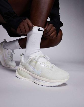 Nike Vomero 18 - Laufschuhe in Wollwei&szlig;