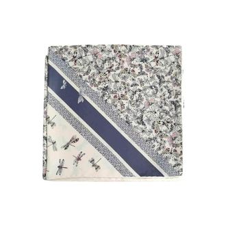 Dior Carr&eacute; en soie beige