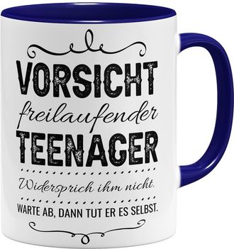 OM3 witzige Kaffee-Tasse mit Spruch - Vorsicht freilaufender Teenager - Keramik Becher - 11oz 325ml - Beidseitig Bedruckt - Dunkelblau