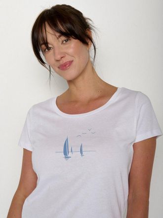 Greenbomb T-Shirt Loves Sailling Vessel (1-tlg., 1) figurbetont, leicht tailliert, klassische Kurz&auml;rmel