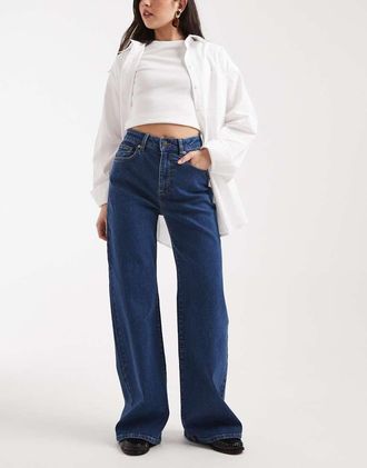Cotton On Curvy - Stretch-Jeans in Gemini Blue mit weitem Bein-Blau