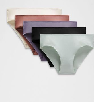 lululemon InvisiWear Bikini-Unterw&auml;sche mit mittelhohem Bund 5er-Pack Holiday f&uuml;r Frauen - Gr&ouml;&szlig;e 2XL in Black/Grape Mist/Red Clay