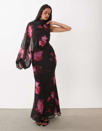 Asos Maxikleid mit einem &Auml;rmel, Blouson-Overlay und schr&auml;gem Schnitt in Rosa mit Blumenmuster-Multi