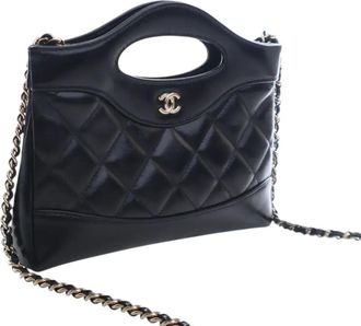 Chanel 2021-2025 Nano Shiny Aged Calfskin 31 Shopping Bag satchel - Schwarz