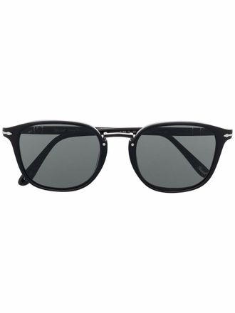Persol lunettes de soleil &agrave; monture carr&eacute;e - Noir