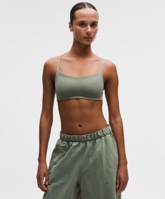 lululemon Soutien-gorge dos nageur Wunder Train &agrave; multiples bretelles Maintien l&eacute;ger, bonnets A et B pour Femmes - Pastel - Taille 10