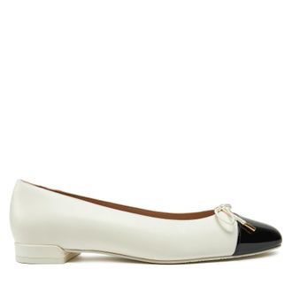 Stuart Weitzman Pumps Stuart Weitzman Sleek Bow Flat SG888 &Eacute;cru