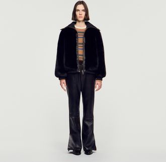 Sandro Manteau court en fausse fourrure