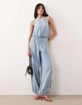 Abercrombie & Fitch Combinaison en jean &agrave; col montant et jambes bouffantes - Bleu clair d&eacute;lav&eacute;