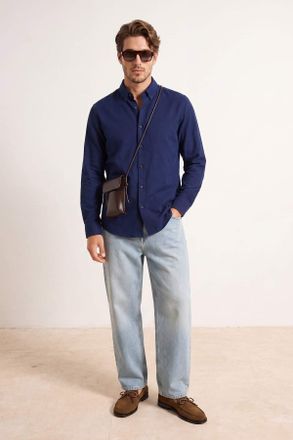 Trendyol MAN Herren Dunkelblau Einfarbig Lang Regular Fit Hemden
