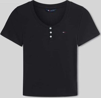 Tommy Jeans Slim Fit T-Shirt aus Baumwoll-Mix mit Henley-Ausschnitt