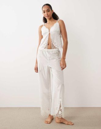 Abercrombie & Fitch Braut-Pyjamahose in Wei&szlig; mit weitem Bein, Kombiteil