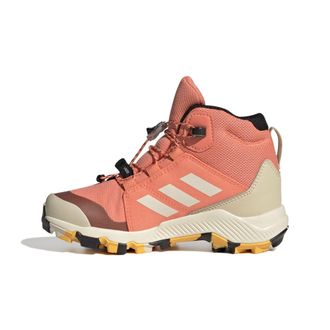 adidas Unisex Kinder Terrex Mid GORE-TEX Hiking Shoes, coral fusion/wonder white/core black, 38 2/3 EU