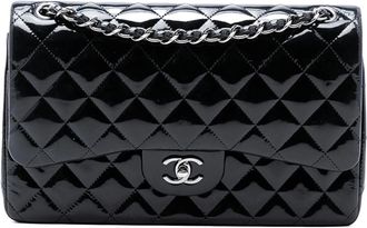 Chanel Hobo Bags - Jumbo Classic Patent Double Flap - Gr. unisize - in Schwarz - f&uuml;r Damen