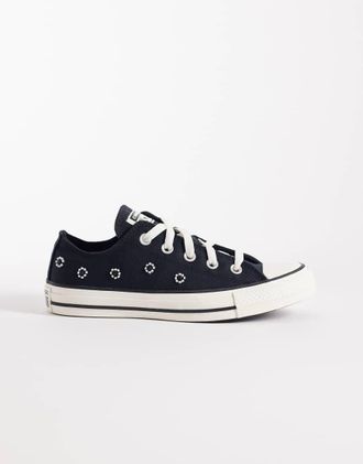 Converse Chuck Taylor All Star Ox - Sneaker in Schwarz mit Perlendetail