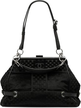 Chanel Hobo Bags - CC Check Embossed Velvet Belted Side Frame Bag - Gr. unisize - in Schwarz - f&uuml;r Damen