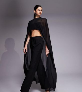 KAIIA Exclusive - Longline-Cape-Oberteil aus Chiffon in Schwarz mit Cropped-Design, Kombiteil