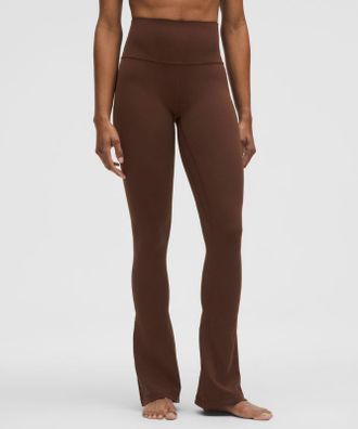 lululemon Align Hose mit hohem Bund und leicht ausgestelltem Bein f&uuml;r Frauen - 81 cm - Gr&ouml;&szlig;e 10 in Lava Cake