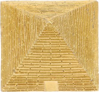 Lurrose Kleine Goldene Pyramide aus Resin &Auml;gyptisches Miniaturmodell Dekoratives Sammlerst&uuml;ck f&uuml;r Schreibtisch B&uuml;cherregal und Cabinet Einzigartiges Geschenk 