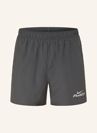 Nike Laufshorts Challenger Flash grau