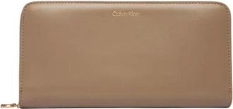 Calvin Klein Femme, Accessoires, Beige, Taille: ONE Size Portefeuille zipp&eacute; en cuir avec compartiments int&eacute;rieurs