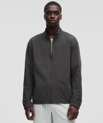 lululemon Zeroed In Trainingsjacke f&uuml;r M&auml;nner - Gr&ouml;&szlig;e 2XL in Graphite Grey