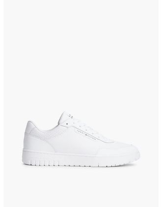 Tommy Hilfiger Baskets de basketball multi textur&eacute;es en cuir - Blanc