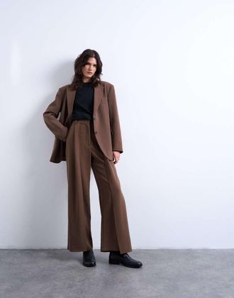 Topshop L&auml;ssiger Blazer in Pilzbraun mit betonter Taille, Kombiteil-Gr&uuml;n