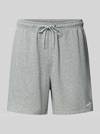 Nike Shorts mit Label-Stitching und elastischem Bund