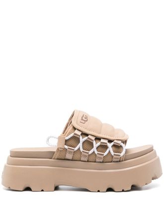 UGG Callie Pantoletten aus Wildleder - Nude